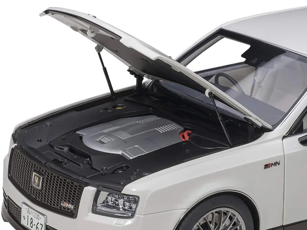 Toyota Century GRMN RHD Pearl White 1/18 Model Car by Autoart – Luxury ...