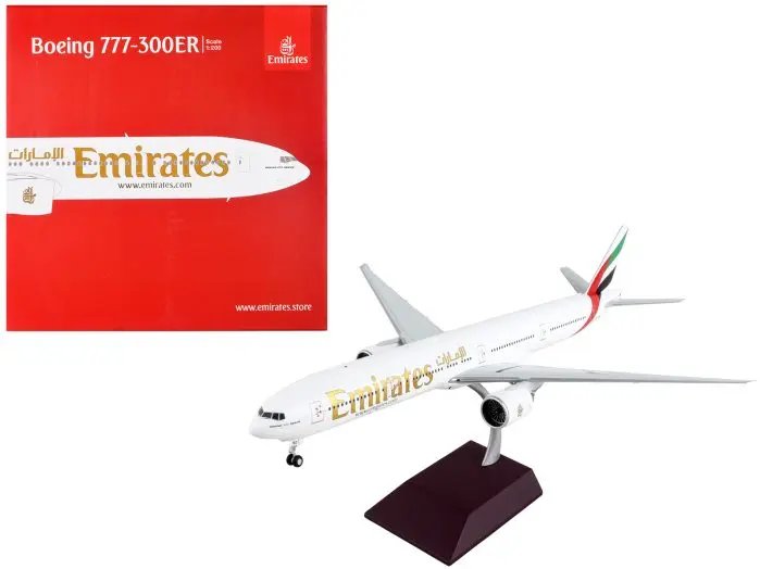 GeminiJets 1/200 Diecast Model: Emirates Airlines Boeing 777-300ER with ...