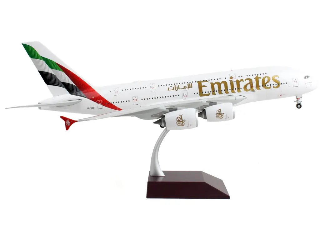 Emirates Airbus A380-800 New Livery 1/200 Diecast Model by GeminiJets ...